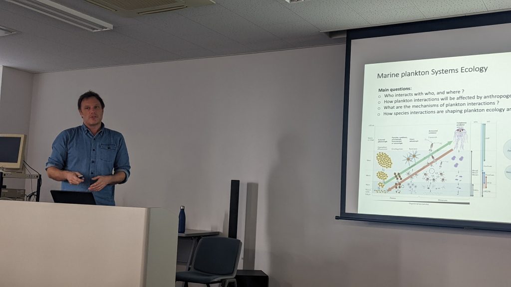 Samuel Chaffron博士にプランクトン相互作用に関する講演をしていただきました。 │ 京都大学 緒方研究室 微生物生態学・進化学 ...